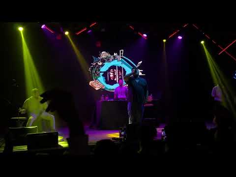 Ahiyan - Tersine ( Canlı Konser Performansı / Live Performance )