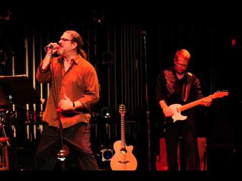 Keith Flynn & The Holy Men perform "They Feed They Lion" - YouTube