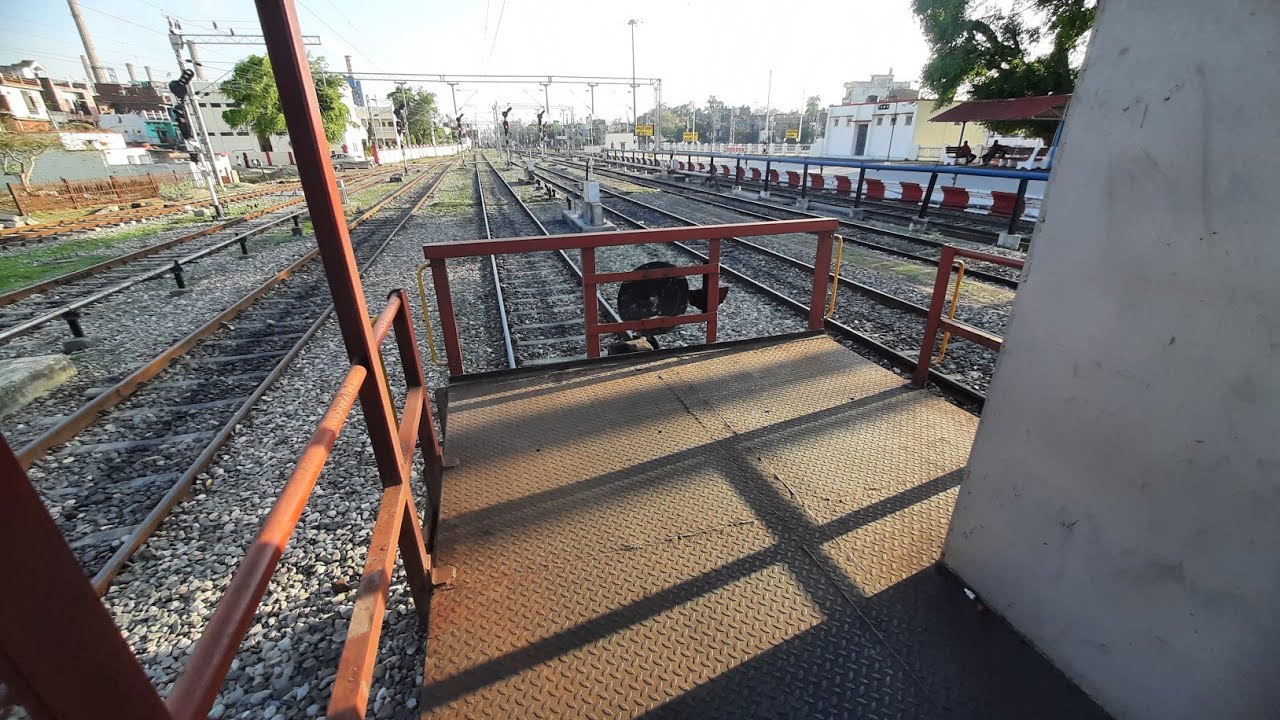 Goods Guard Break Van🎯 Railway - YouTube