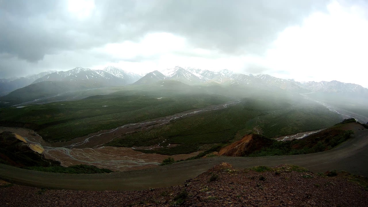 Polychrome Overlook on the National Parks Bus Tour in Denali National ...