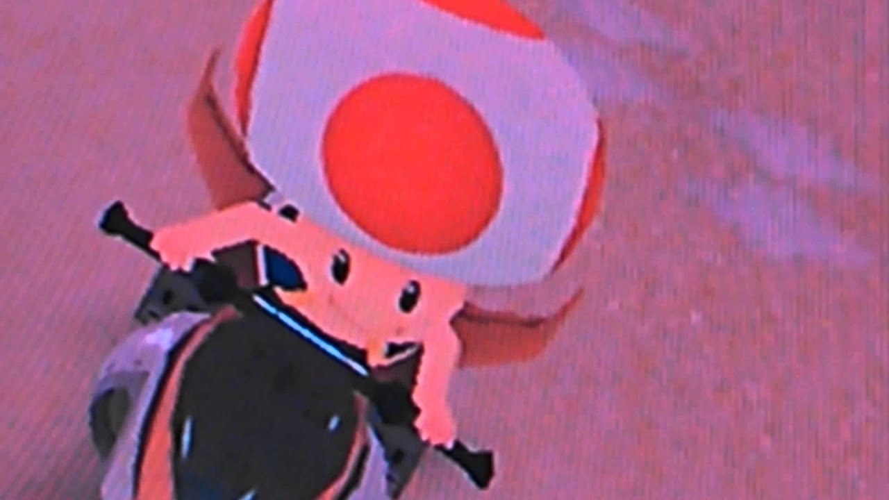 Mario kart 8 ( toad laugh ) - YouTube