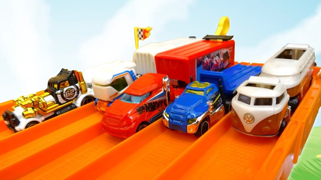 HotWheelsTruck 6LaneRace | HotWheels 6Lane Race Track - YouTube