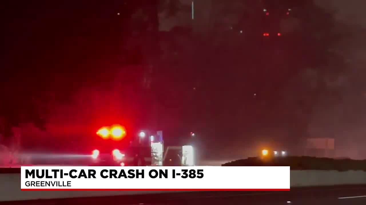 Multi-crash on I-85 after Christmas parade - YouTube