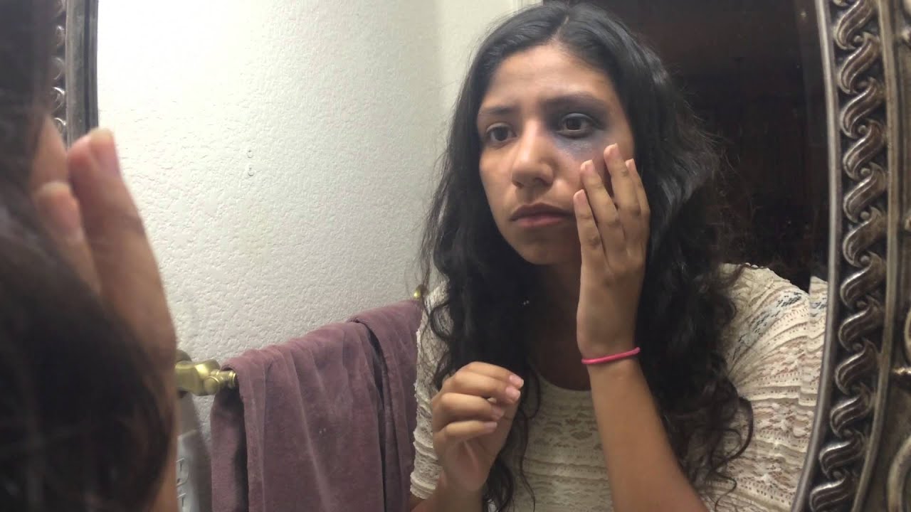 Las Medias Rojas-Ap Spanish Lit. - YouTube