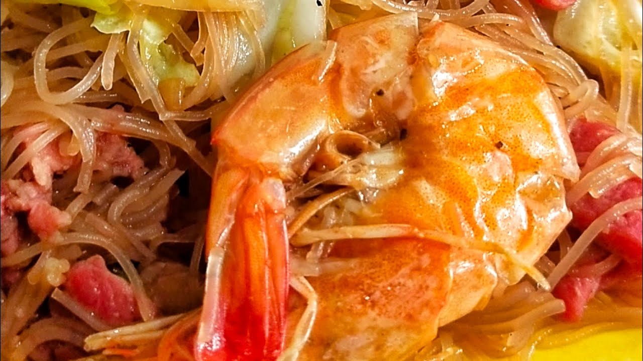 Pansit Bihon with shrimp, easy to make and very affordable. - YouTube