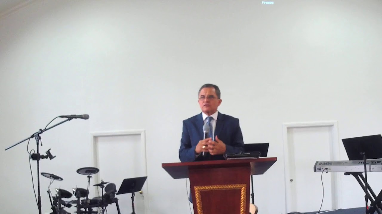 “Proclamadores de su gloria” pastor Chuy García 5/19/19 - YouTube