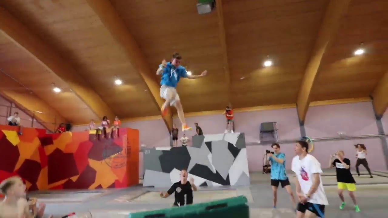 10 Backflips?? NEW RECORD....INCREDIBLE - YouTube