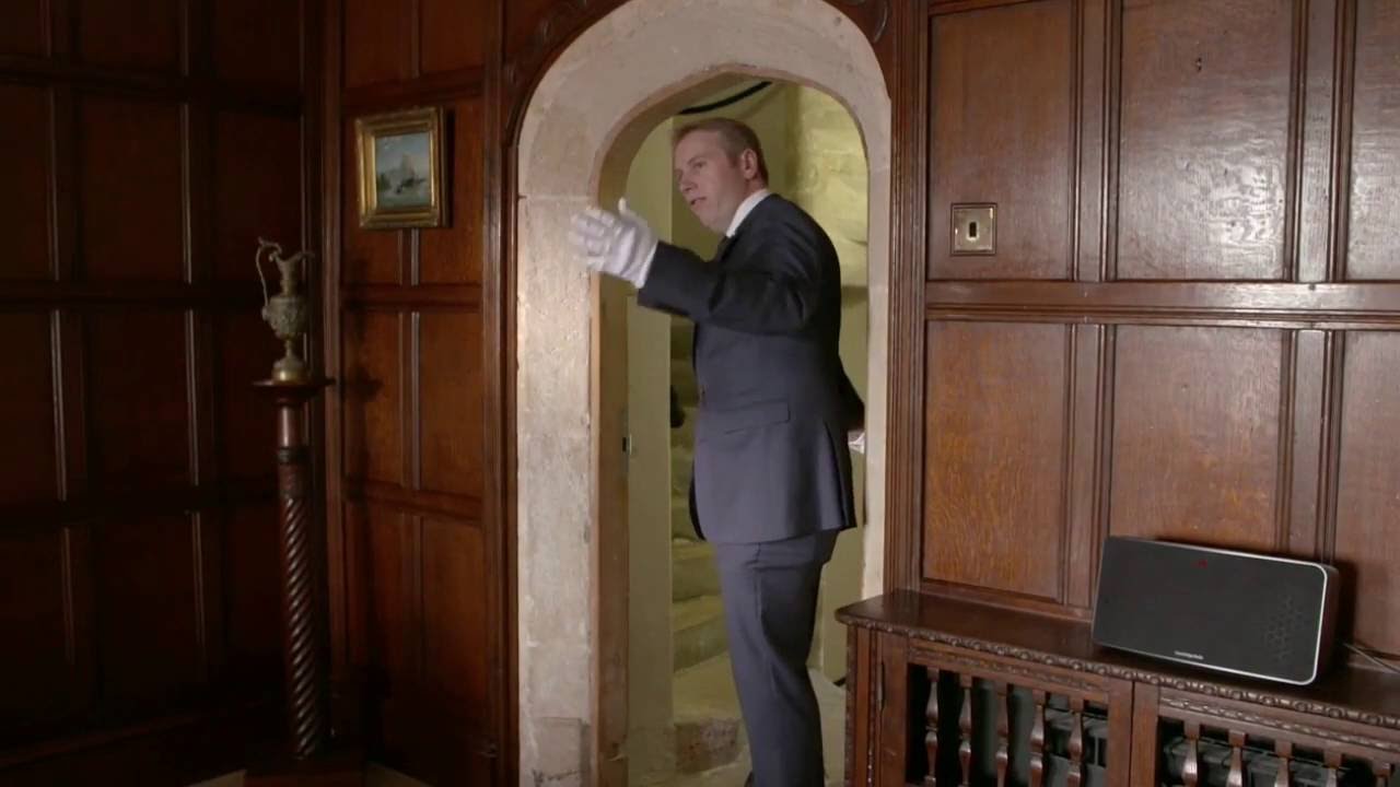 The Royal Butler's Etiquette Guide Online Series - YouTube