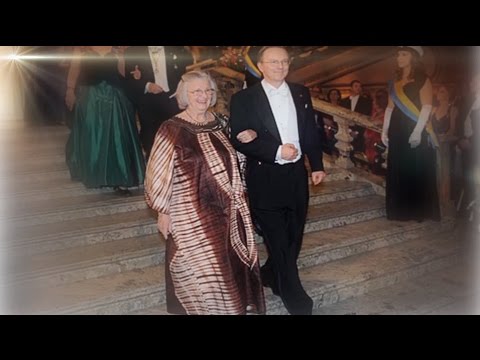 Dedication to Elinor Ostrom: Indiana Conference for Women 2013 - YouTube