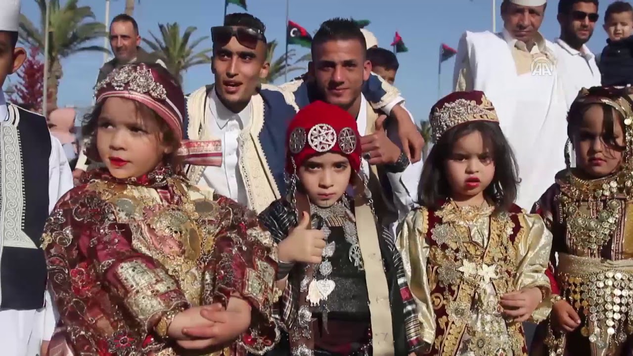 Libyans mark National Day of Traditional Dress - YouTube