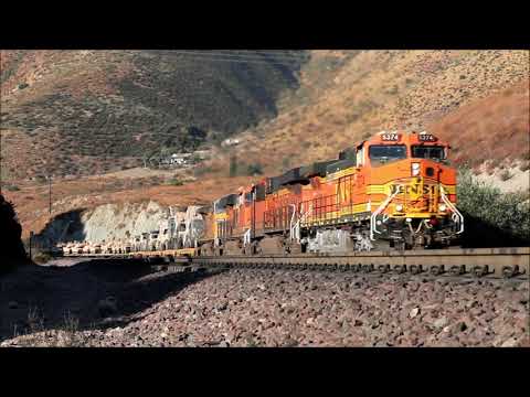 BNSF 5375 and 5374 - YouTube