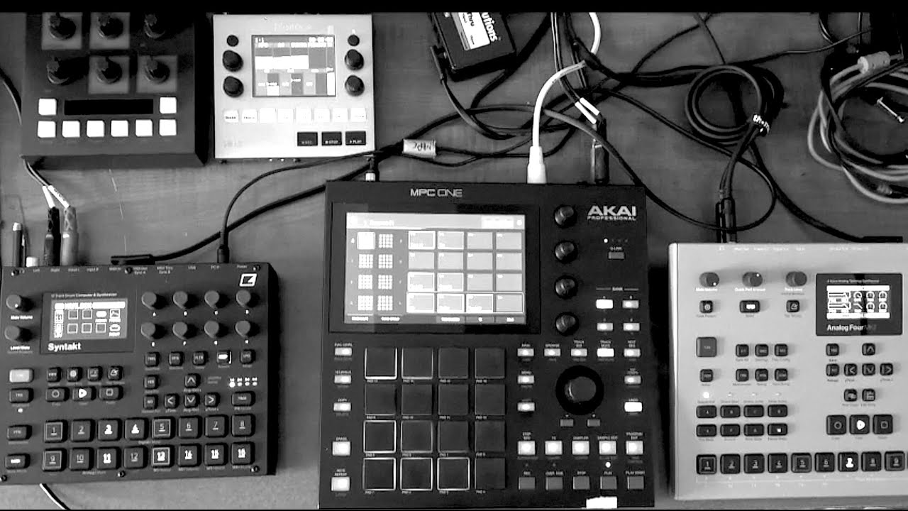 Elektron Syntakt, Akai pro MPC one, Elektron Analog Four / Work in ...