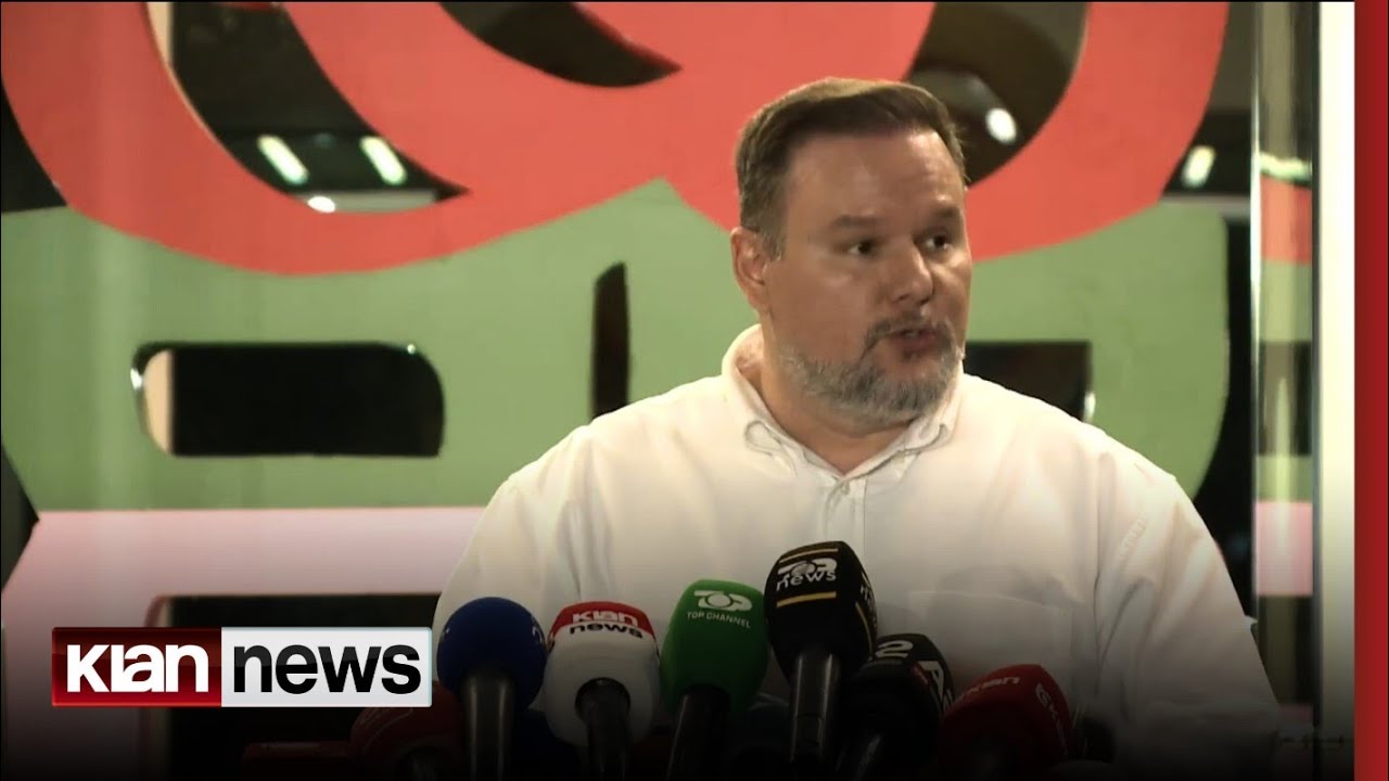 Ervin Demo prezanton kandidatët për deputetë të PS në Berat - YouTube