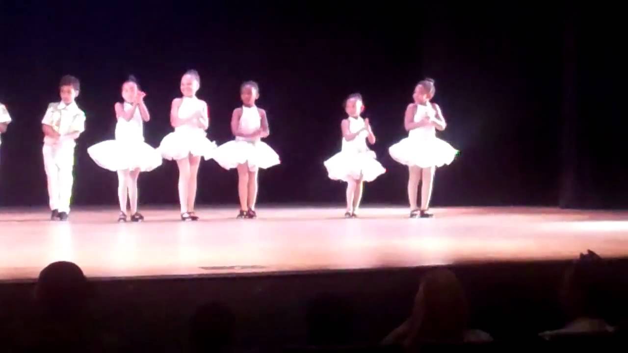 Taylor's First Tap Dance - YouTube