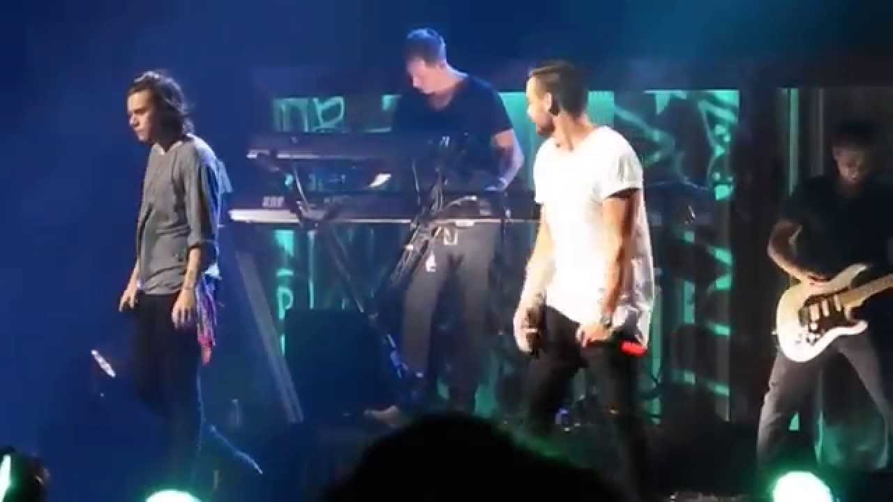 One Direction - One Thing / Diana - Charlotte, NC 9/28/14 - YouTube