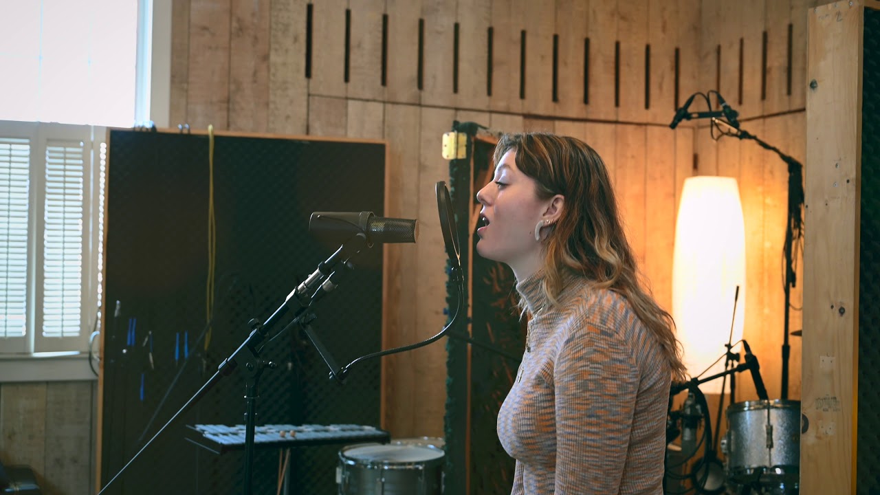 Julia Cooper - ALASKA (cover) - YouTube