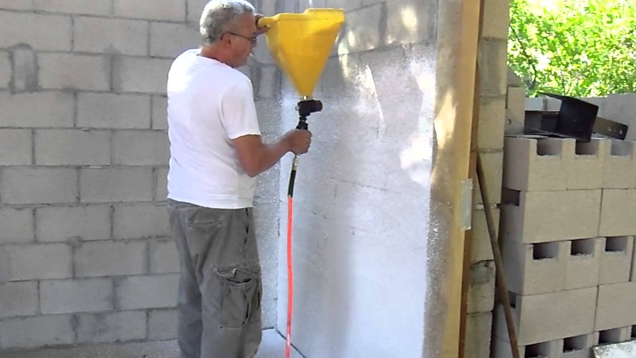 Benron's EZ Tex SprayAll Spraying E.I.F.S. - YouTube