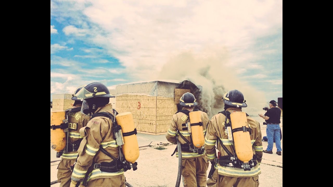 Fires lit at Camp Grayling for first responder arson training - YouTube