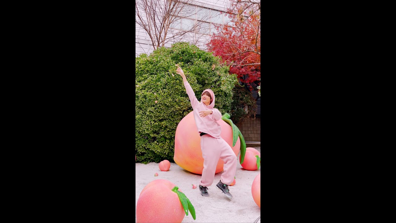 🍑🕺Dancing peaches🕺🍑 - YouTube