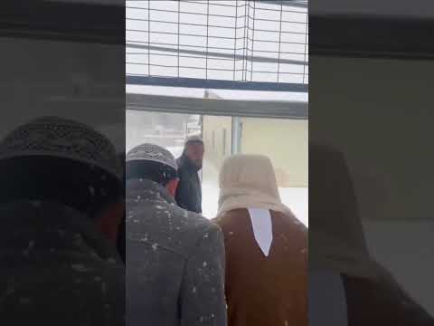 Beyazlar içinde nur ala nur sultanımız k.s.maşallah 🌹