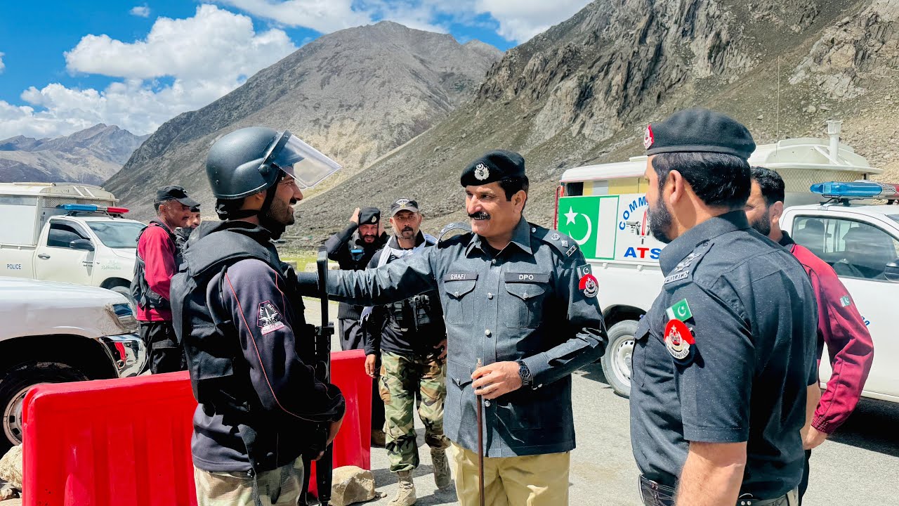DPO Mansehra Shafiullah Gandapur visits to BabusarTop Narran Mansehra ...