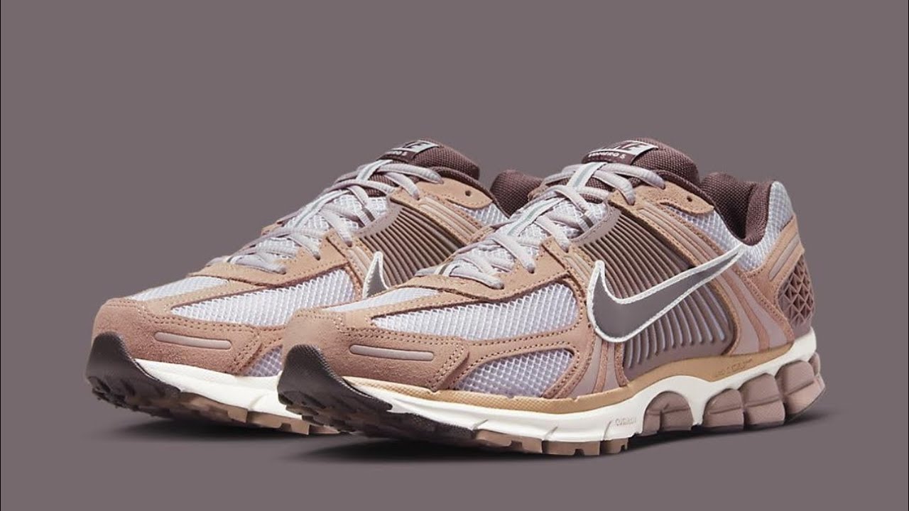 Zoom Vomero 5 Dusted Clay/Earth In-Hand Quick Review - YouTube