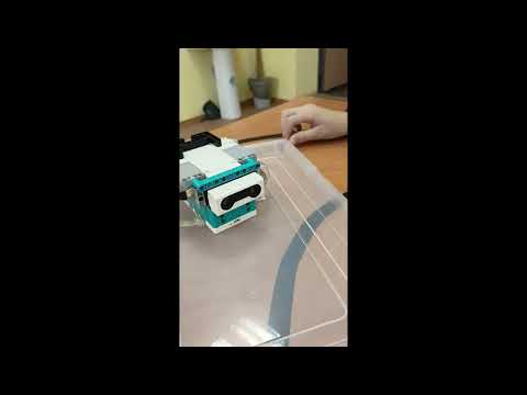 небольшой отрывок со сборки робота трики из lego mindstorms robot inventor