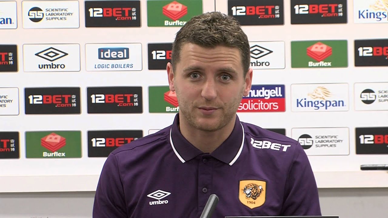 STOP THEM IN THEIR TRACKS | Alex Bruce On Southampton - YouTube