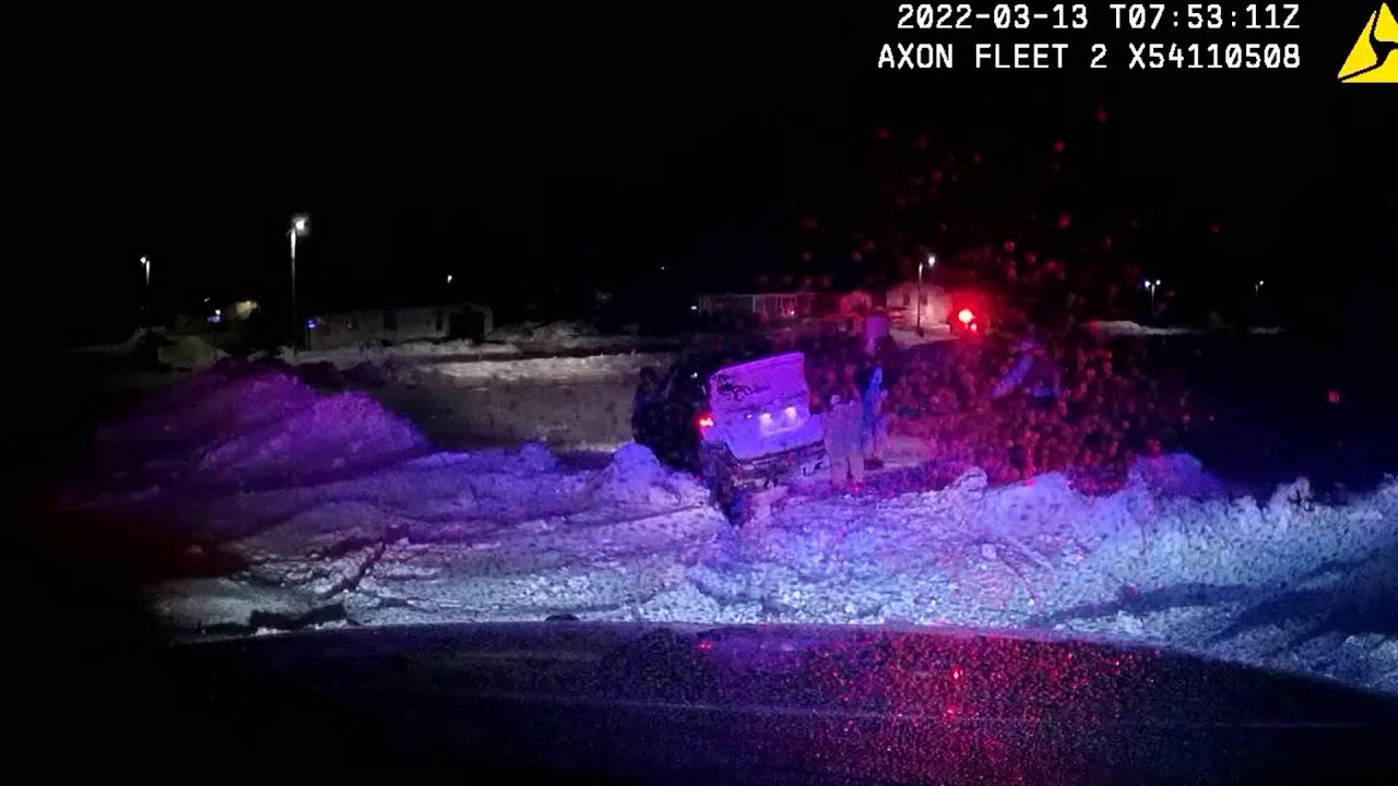 Dashcam Video Shows Minnesota Deputy Shooting Armed Woman - YouTube