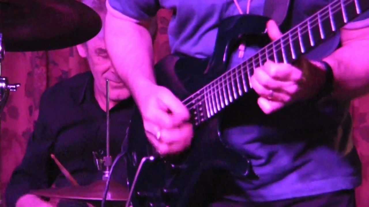 Alan Wormald Band-Foresters-Sun 13 Mar 11 (7).MP4 - YouTube