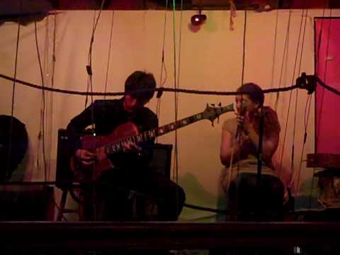 Amandote - Eleonora Bianchini (Voice) & Andres Rot (Bass), Live in New ...