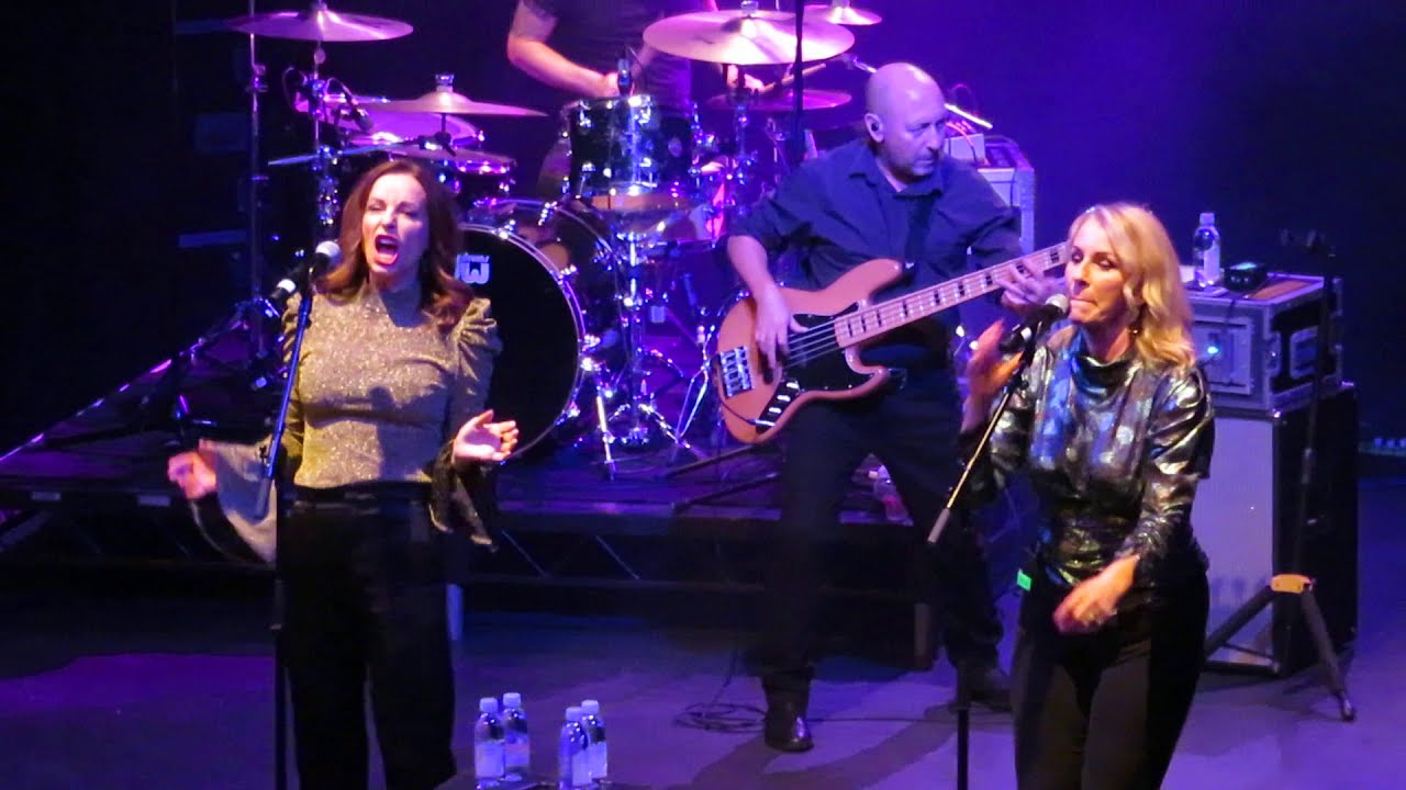 I Heard A Rumour - Bananarama - Sydney 2019 - YouTube