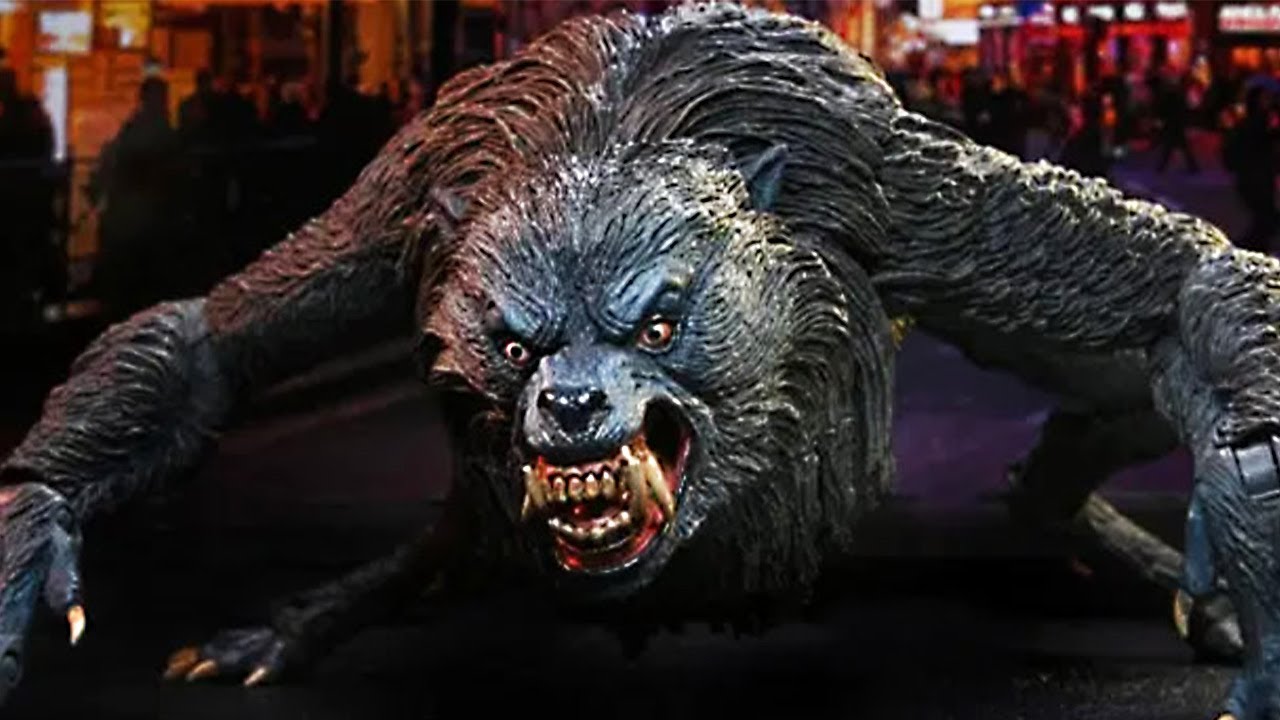 The Piccadilly Circus Rampage | An American Werewolf In London - YouTube