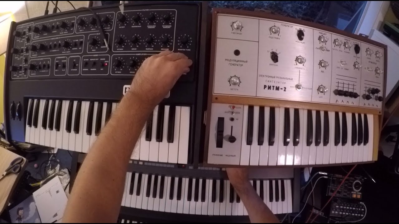 First person synth jams! EP7: Deep house with a TR-707, Polivoks, Juno ...