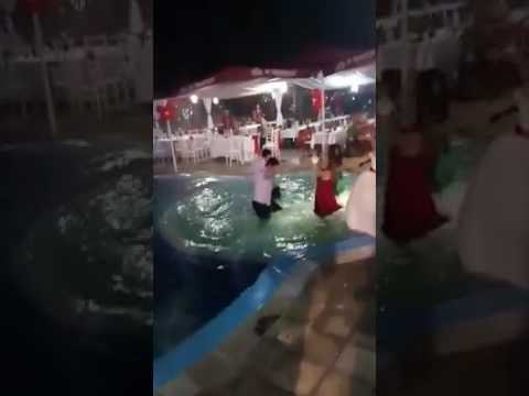 Havuzda Köçek / Asko Asan Kocek в басейна / Kucheka Kabadan 2017