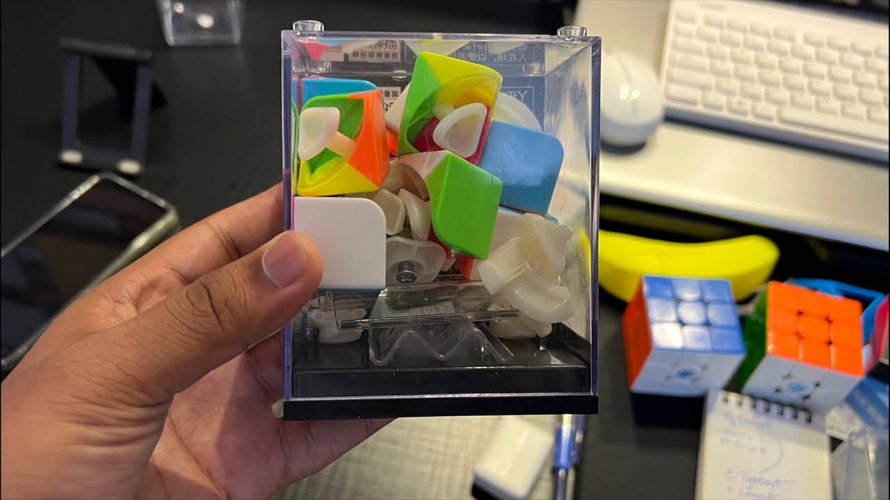 Assembling 2x2 Rubik’s Cube - YouTube