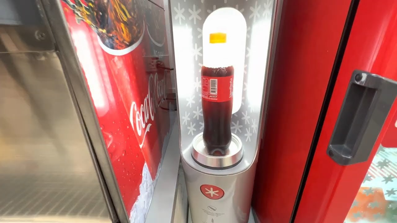 INSTANT Freeze Coke Machine At 7 Eleven - YouTube