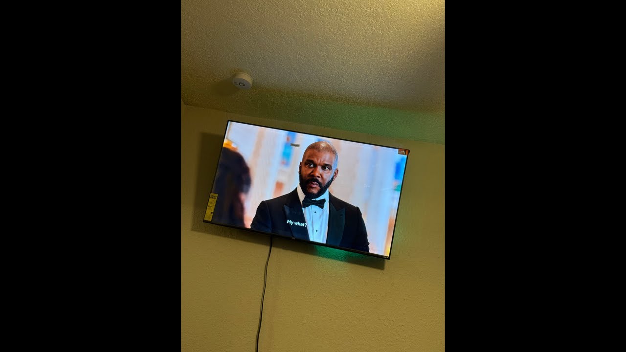 Live REVIEWS TYLER PERRY NEW MOVIE - YouTube