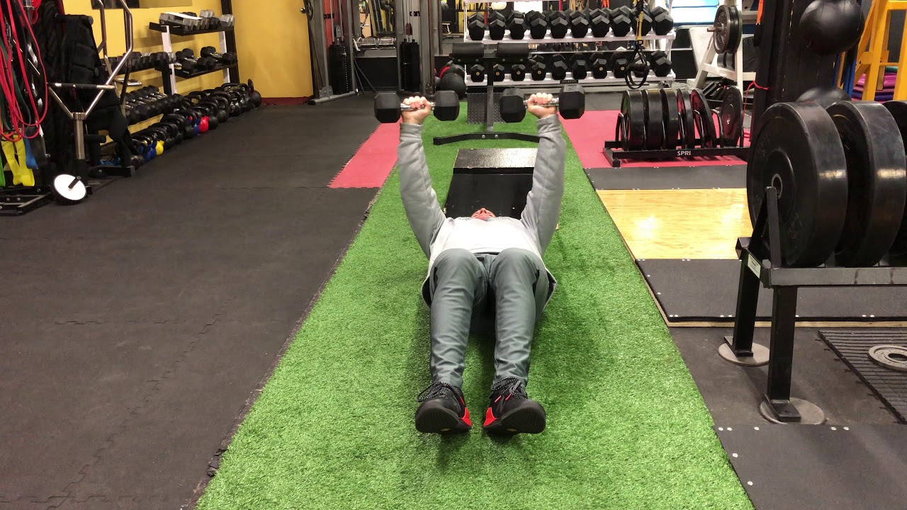 Gladiator chest press - YouTube