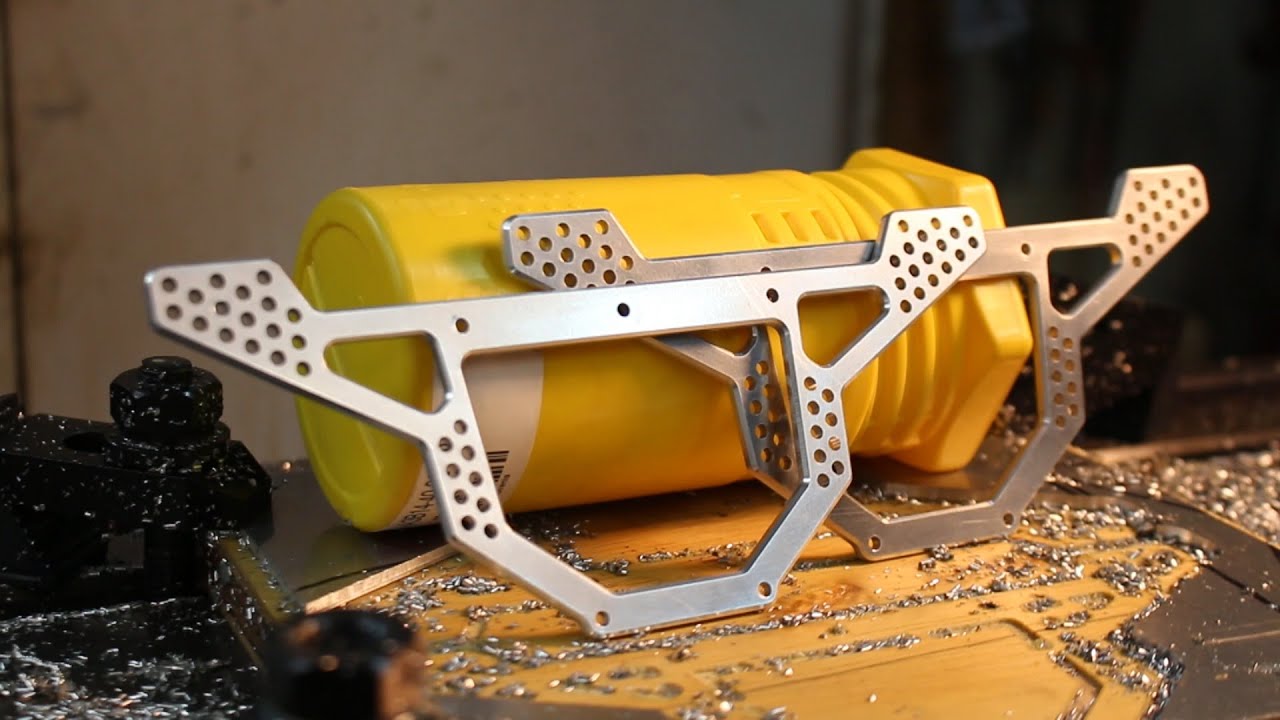 CNC Milling CUSTOM ALUMINUM Chassis Plates for My Crawler! -Editor's ...