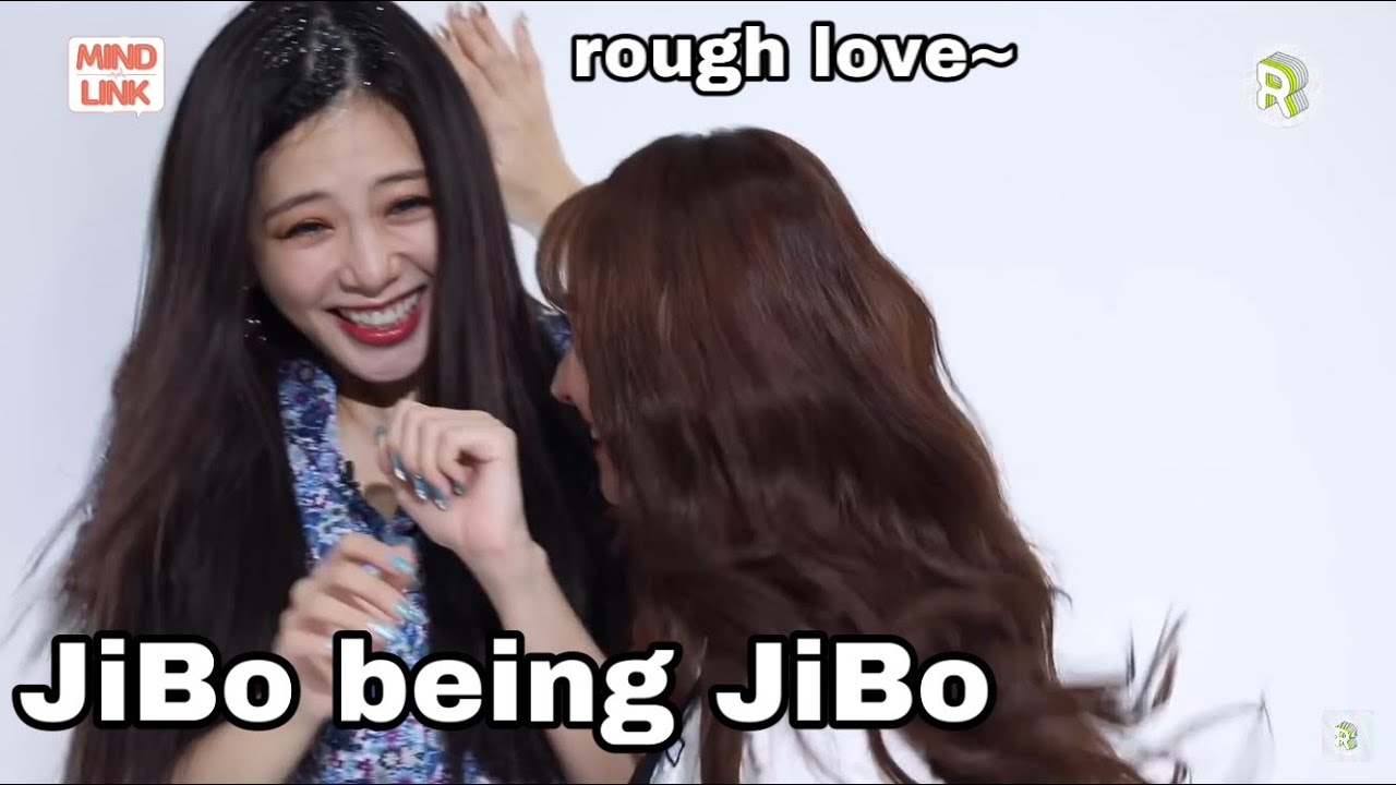 [Dreamcatcher] JiBo being JiBo (JiU, SuA) - YouTube