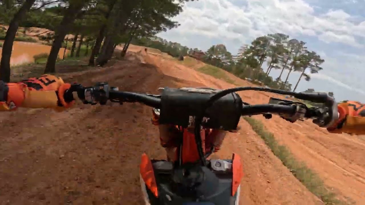 Deep and Rutted Laps at The Ridge MX - YouTube