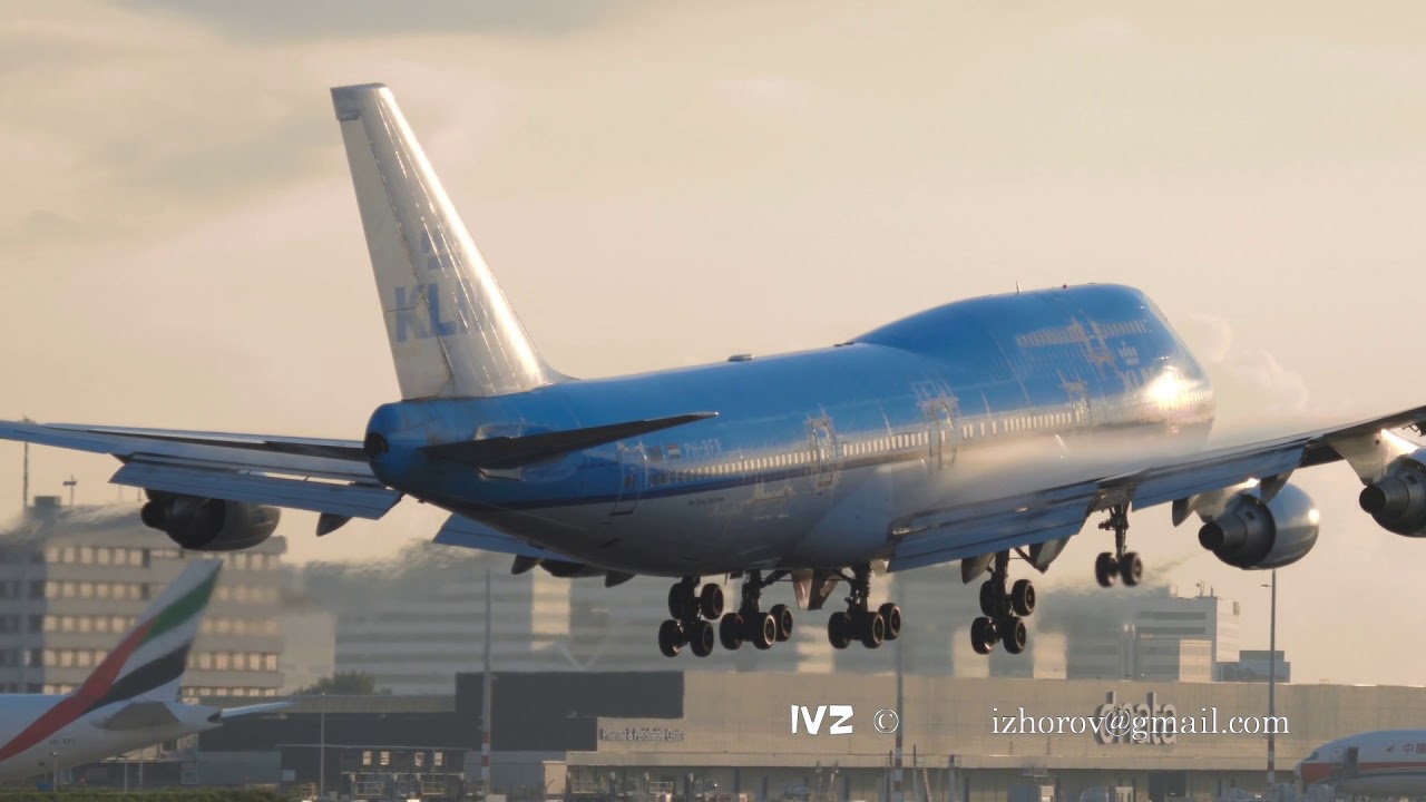 KLM Boeing 747 approaching - YouTube