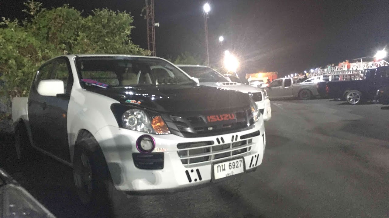 Isuzu D-Max Drag Racing - YouTube