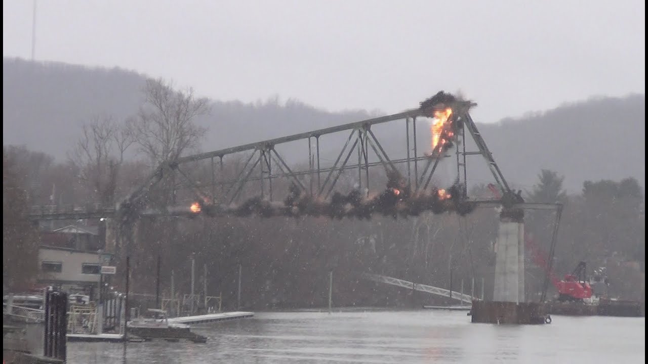 St. Albans - Nitro Bridge Demolition Part 1 - YouTube