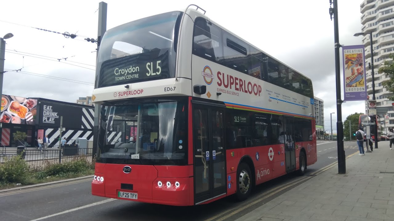 Superloop - New BD11 BYD - ED67se - LF25TGY - on Route SL5 - at East Croydon Station - 01/08 ...