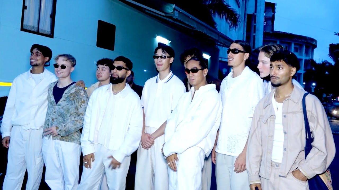 India's Best Dancer 3 के सेट्स पर Quickstyle Group के सदस्यों ने किया ...