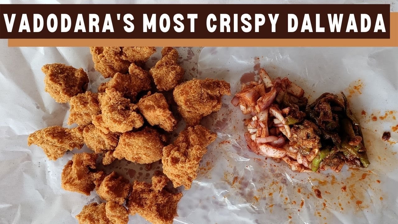 Most Crispy and Famous Dalwada Of Vadodara | Gujarati Dalvada | Indian ...
