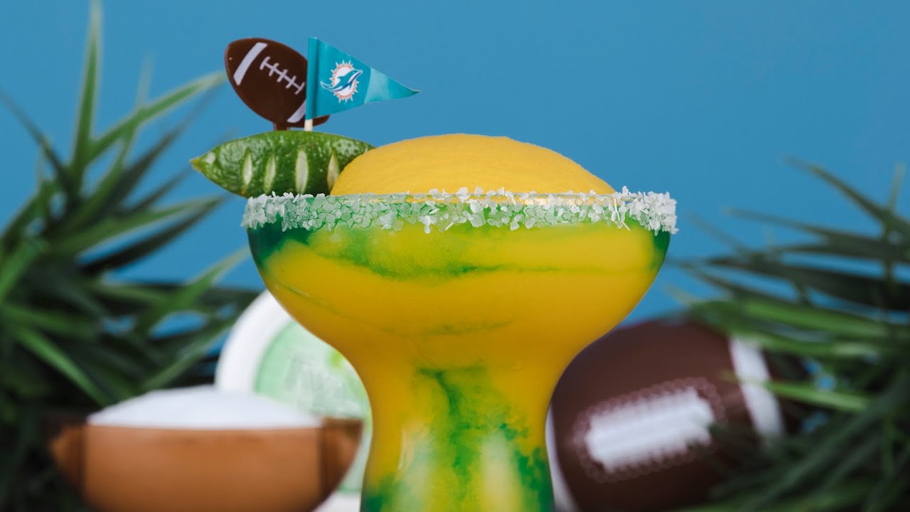 Miami Dolphins Margarita! | Football Drink Idea #Shorts - YouTube