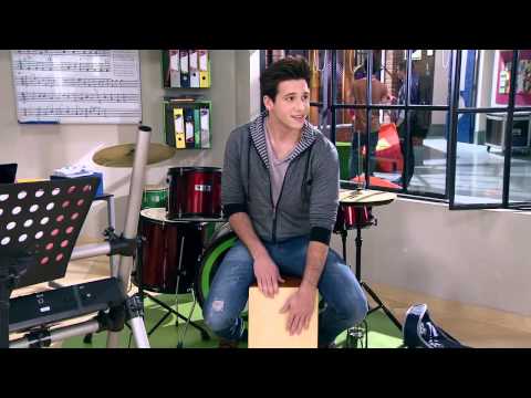 Violetta 3 - León, Gery y Alex tocan Alcancemos Las Estrellas